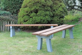 Výhodná sada dvou betonových laviček bez opěradla Pekárek Barva prken: Jedle, Ošetření betonových nohou: S povrchovou úpravou (penetrace, barva, lak)…