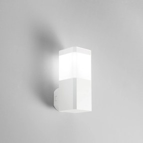 FAN I-FOCUS-Q-AP-BCO Nástěnné svítidlo, hranaté, polykarbonátové, bílé, 1 x GU10, 131 x 100 x 242 mm, IP65 - FANEUROPE