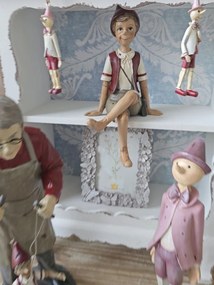 Dekorace sedící Pinocchio - 13*12*23 cm