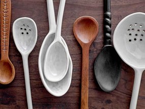 Dřevěná lžička Kerrie Spoon Mango 16,5 cm Bloomingville