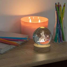 Skleněná LED koule na dřevěném podstavci KOČIČKA