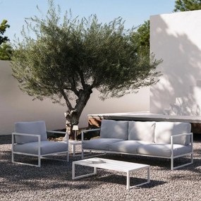 Bílý kovový zahradní stolek Kave Home Comova 114 x 60 cm