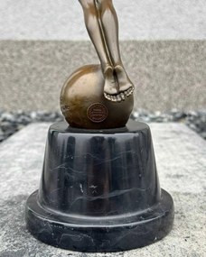 Bronzová socha - ženská figura s křídly - Vzestupný den