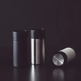 Vinga Otis stříbrná / Termohrnek / nerezová ocel / 300 ml