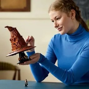 LEGO® Harry Potter™ 76429 Mluvící Moudrý klobouk / Počet dílků: 561 /