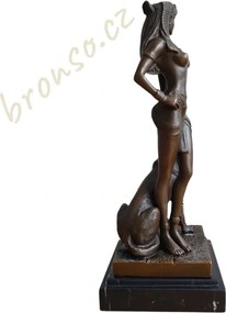 Kleopatra s panterem – bronzová figurální soška