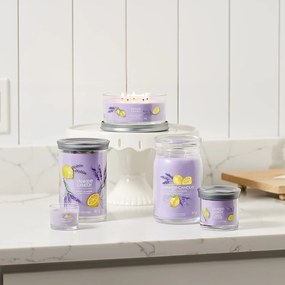 Yankee Candle vonná svíčka Signature ve skle velká Lemon Lavender  567 g