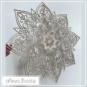 dřevo života Dřevěná mandala Přátelství - IHNED K ODESLÁNÍ Zvolte barvu dekoru: Dub Sonoma, Zvolte rozměr Ø (cm): 80