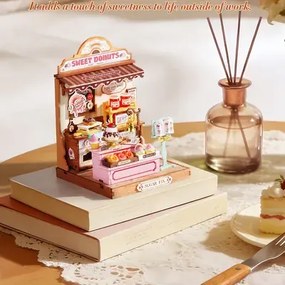 RoboTime Miniatura domečku Obchod s donuty / 3D dřevěná skládačka / 14