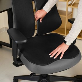 Ergonomické křeslo Loano – Černé