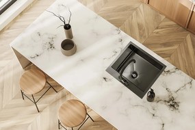 Laveo Malawi, 1-komorový nerezový dřez 580x500x200 mm s kuchyňskou baterií s připojením na filtr vody, černá, LAV-SLMA710F