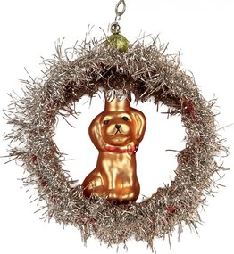 Vánoční ozdoba skleněný pejsek ve věnečku - 8*4*9 cm