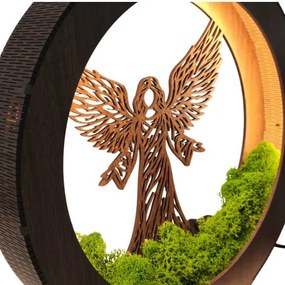 Dřevěná LED lampa s mechem – Anděl I SENTOP LED0606