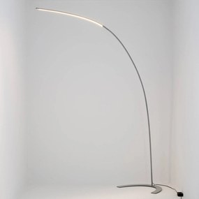 Stojací LED lampa Danua, stříbrná, klenutá