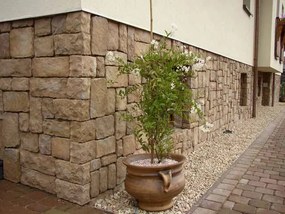 Kamenný obklad Hradní zeď Manuella