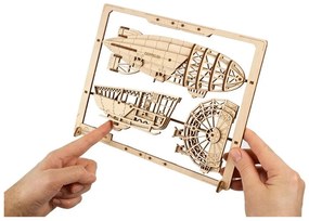 Ugears 2,5D dřevěné mechanické puzzle Vzducholoď Zeppelin