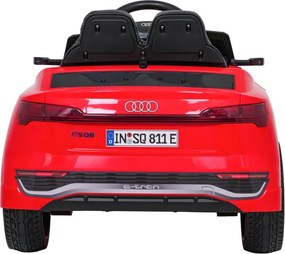 Elektrické autíčko Audi SQ8 červené / šedé