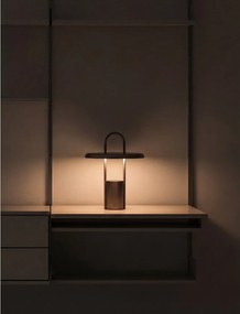 LED stmívatelná stolní lampa nerezová ve stříbrné barvě (výška 25 cm) Pier – Stelton