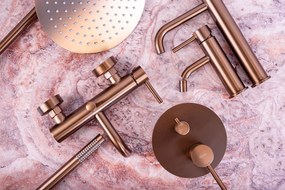 Sprchový komplet s termostatickou baterií REA LUNGO, kartáčovaná měď