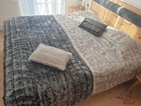 Šedý chlupatý polštář Tiara s pruhy - 30*50*15cm