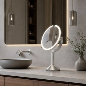 Kosmetické zrcadlo s osvětlením/zvětšovací (zvětšení 5x/zvětšení 10x) ø 20 cm Trio – simplehuman