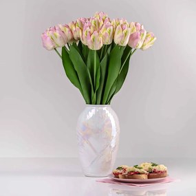 Umělý exkluzivní tulipán ELA světle-růžový. Cena uvedena za 1 kus.