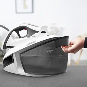Tefal Express Power SV8130 černá/bílá / Žehlička s parním generátorem
