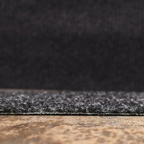 Betap, AKCE: 52x700 cm Umělá tráva Wembley jedinečná černá, šíře, černá, nopy, chodba / předsíň