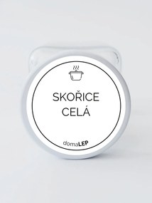 Samolepka na kořenky SKOŘICE CELÁ bílá 5 cm základní písmo