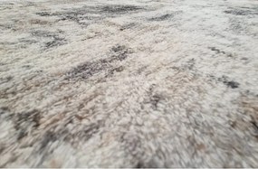 HU Šedo-bílý-béžový koberec Plush Deluxe s protiskem Rozměr: 50x80 cm