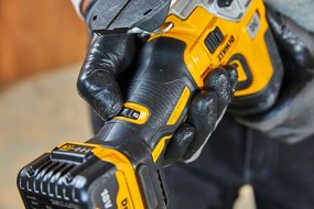 DeWalt XR 18V DCS335N