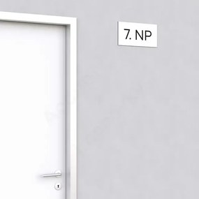 ACCEPT Označení podlaží "7. NP" - stříbrná tabulka - černý popis