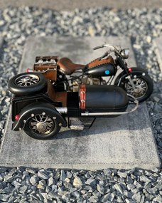Plechový model - Motocykl se postranním vozíkem