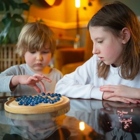 Bigjigs Toys Dřevěný solitér desková hra