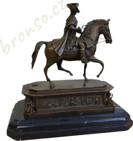 Pruský král Fridrich II. – „Starý Fricek“ s koněm, bronzová socha, historická umělecká dekorace