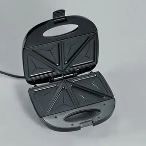 Severin SA 2969 stříbrno-černá / sendvičovač / 600W / 2 toasty