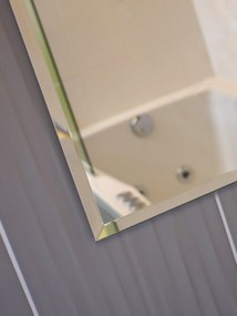 AMIRRO Zrcadlo na zeď do pokoje do ložnice do předsíně a na chodbu do koupelny nalepovací CRYSTAL 29 x 40 cm s fazetou 10 mm bez závěsů 712-710