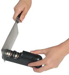 Guzzanti GZ 001A elektrický brousek na nože