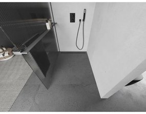 Mexen Kioto+ L, sprchová zástěna Walk-In s poličkou a věšákem 120 x 200 cm, 8mm sklo s žebrovým vzorem, grafitový profil, 800-120-123-95-09