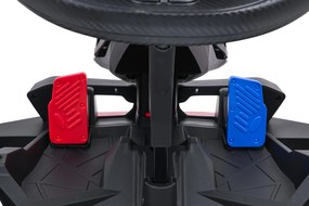 Ramiz BMW motokára s funkcí driftu bílá