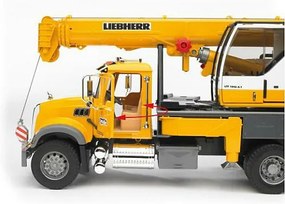 Bruder 02818 MACK LIEBHERR jeřáb