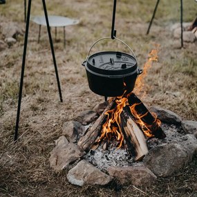 PETROMAX LITINOVÝ KOTLÍK S NOŽIČKAMI "DUTCH OVEN"