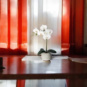 Bílá umělá orchidej v květináči, výška 53 cm