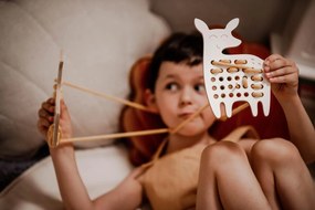 milin Montessori dřevěná prepletacia hračka - srnka