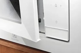 Electrolux LMS4253TBW / Vestavná mikrovlnná trouba