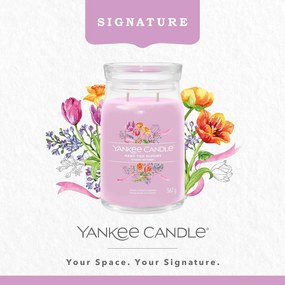 Yankee Candle vonná svíčka Signature ve skle velká Hand Tied Blooms 567g