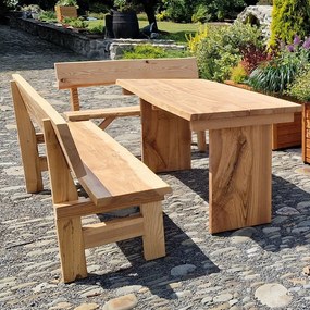 Zahradní lavice z masivního dřeva