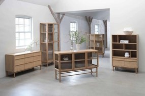 Designová komoda Zayleigh 140 cm vzor dub