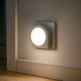 Hama Basic bílá / Noční/orientační LED světlo / do zásuvky / senzor so
