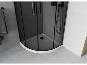 Mexen Rio, čtvrtkruhový sprchový kout s posuvnými dveřmi 90 (dveře) x 90 (dveře) x 190 cm, 5mm šedé sklo, černý profil + bílá sprchová vanička Slim, 863-090-090-70-40-4110B